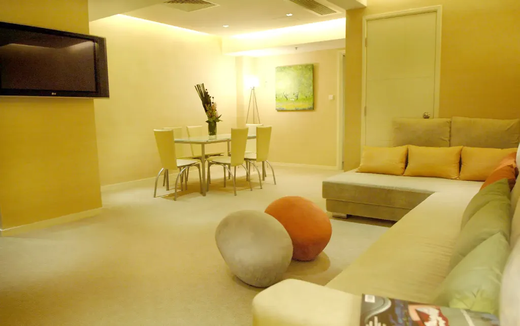 Hotels in Wan Chai | Accommodation | Cosmo Hotel Hong Kong